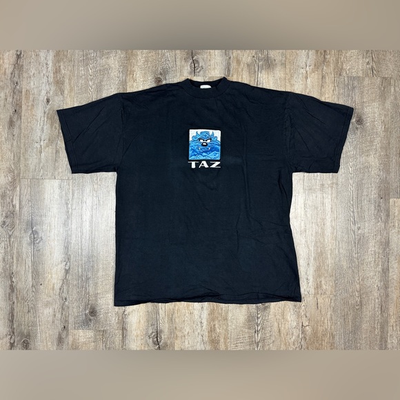 Warner Bros. | Shirts | Vintage 9s Tazmanian Devil Taz Blue Embroidered Black Tshirt 996 Xl Usa ...